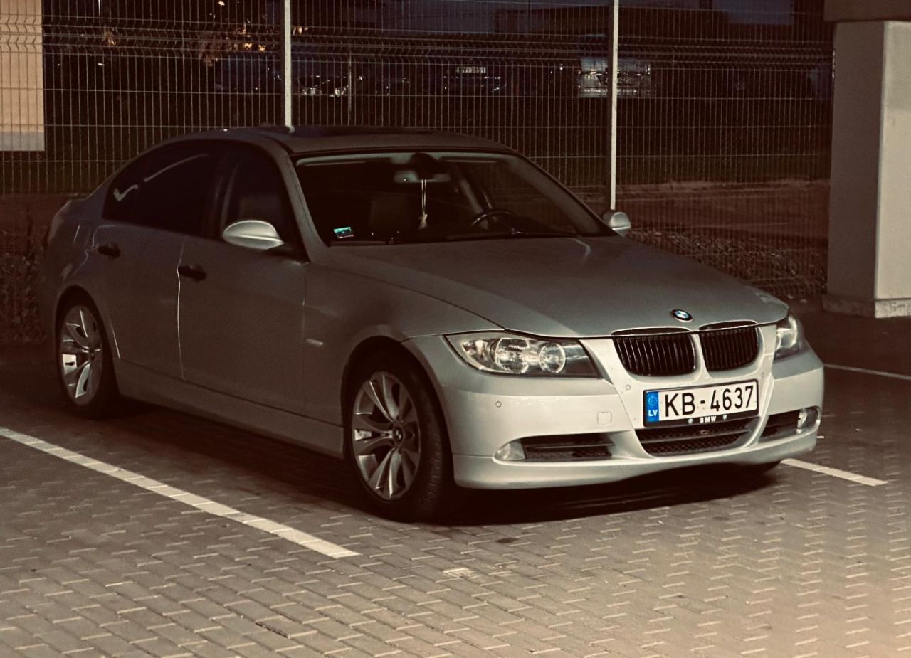 Pārdod BMW 320 - 2005 gada, Dzinējs - 2.0l Benzīns/gāze - Klientu auto - CarBuy.lv